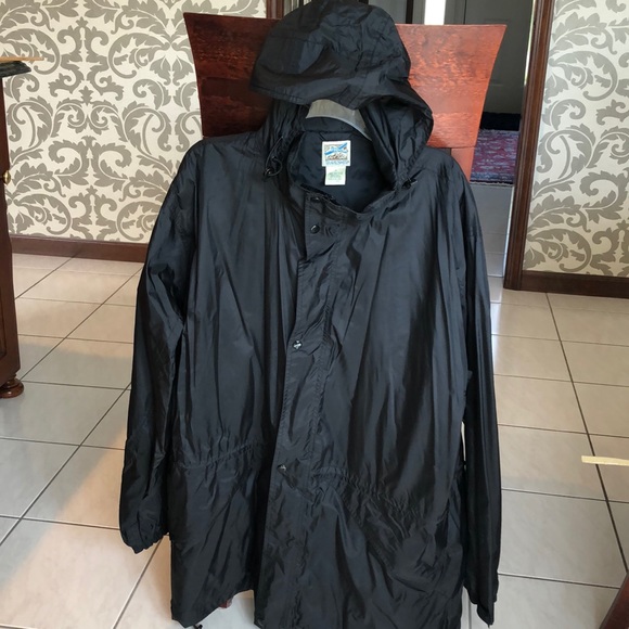 TravelSmith | Jackets & Coats | Travelsmith Travel Rain Coat With Hood ...